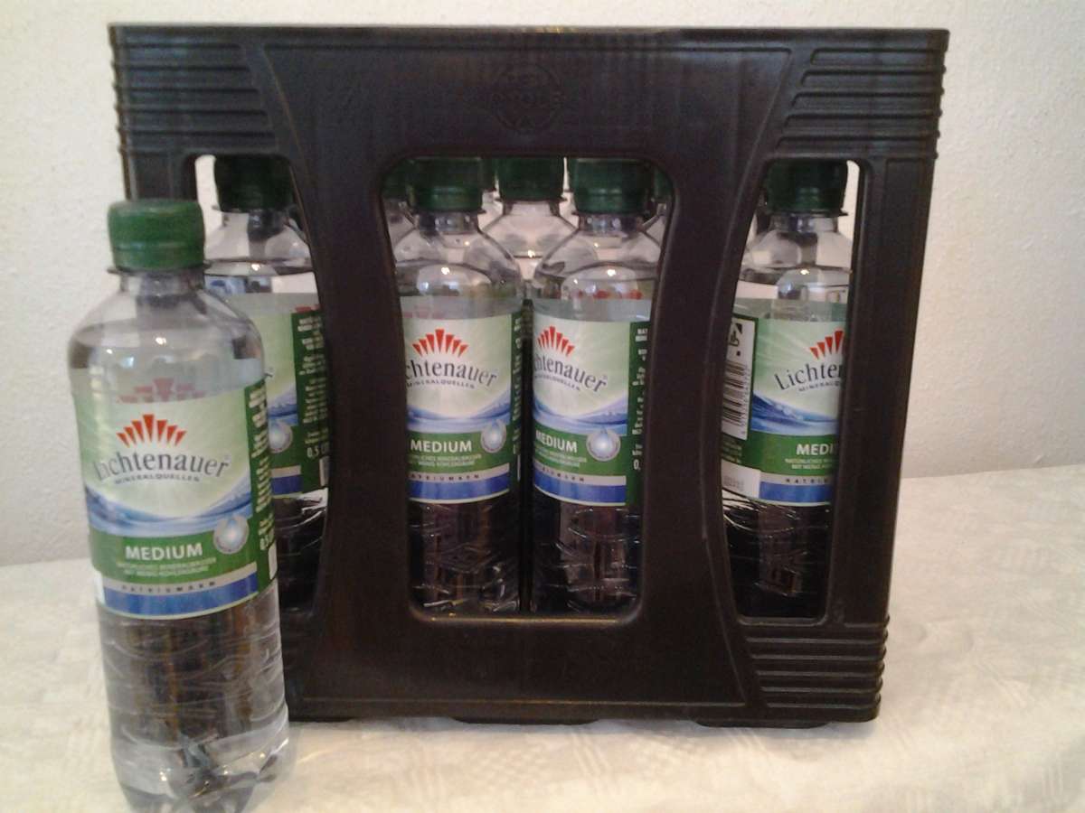Lichtenauer Medium 11x0,5l | Lichtenauer | Wasser | Getränkeheimdienst ...